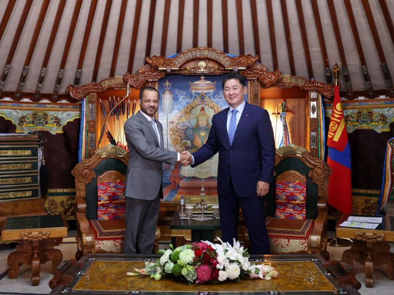 Ерөнхийлөгч У Хүрэлсүхэд Оман Улсын Гадаад хэргийн сайд бараалхав Isee Mn