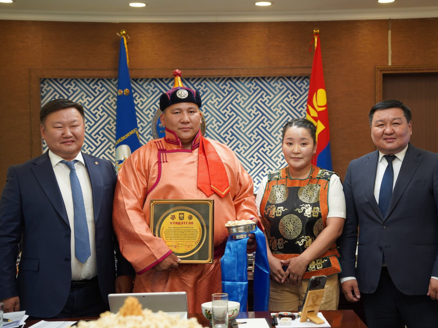 Энэ жил Улсын начин цол хүртсэн Ш.Отгонтөгсийн цолны мялаалга наадам ирэх сарын 16-нд болно ...