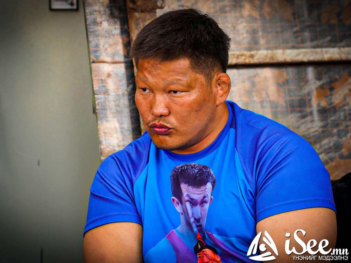 Улсын арслан Э.Батмагнайн цолны мялаалга наадамд Н.Золбоо түрүүлж, 15 сая төгрөгийн эзэн боллоо ...