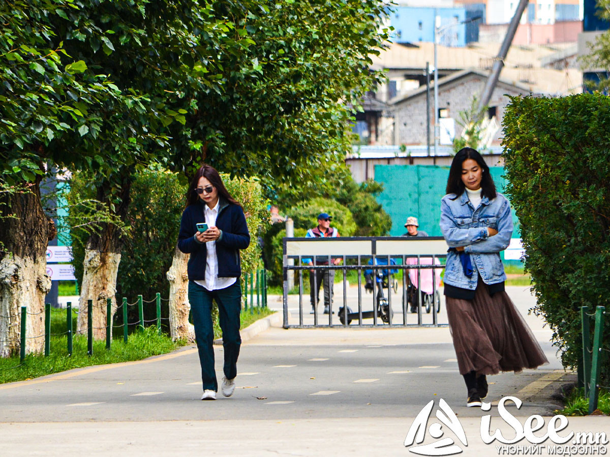 Улаанбаатарт 21 градус дулаан байна | iSee.mn