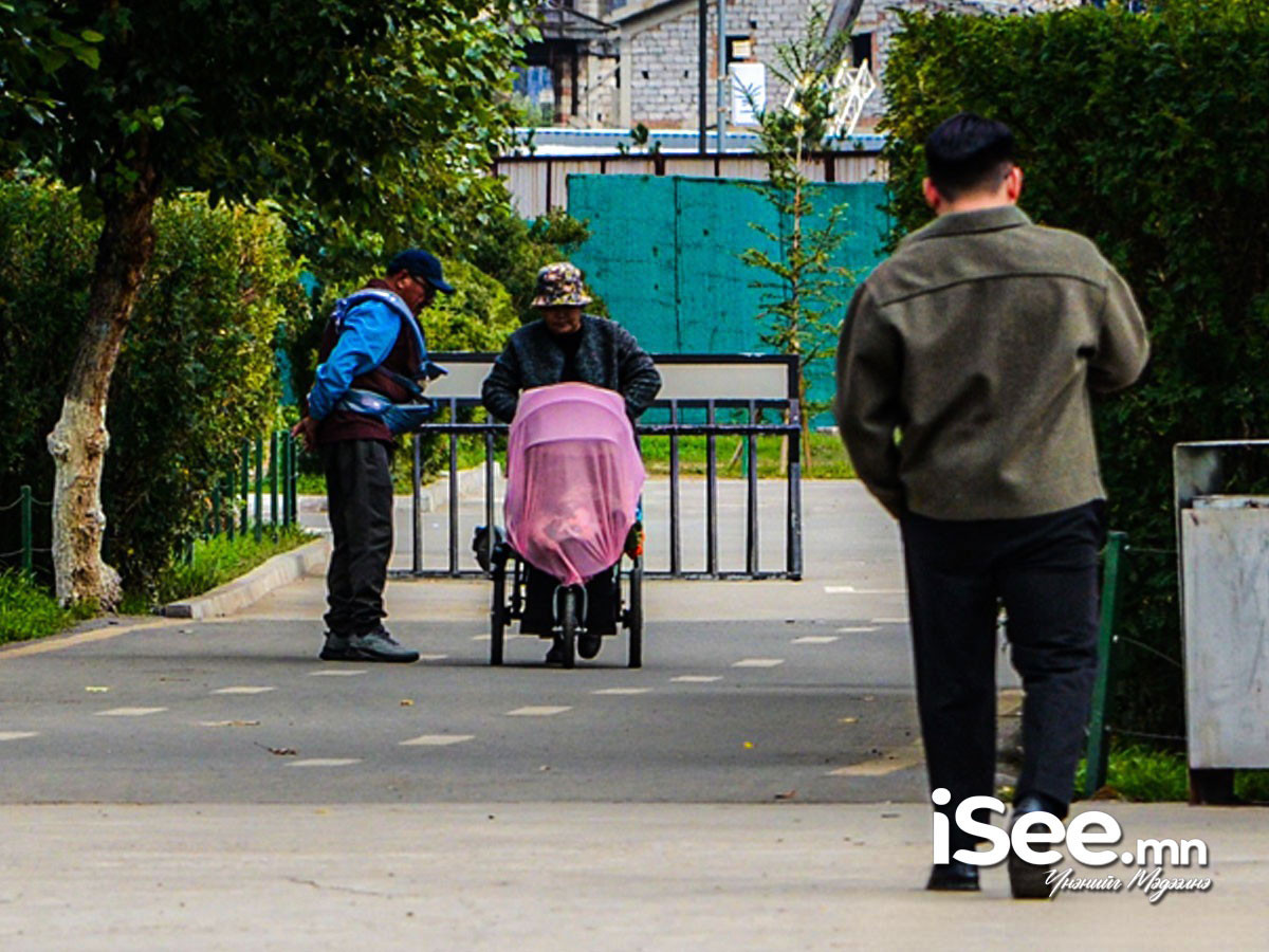 Улаанбаатарт 11 градус дулаан байна | iSee.mn