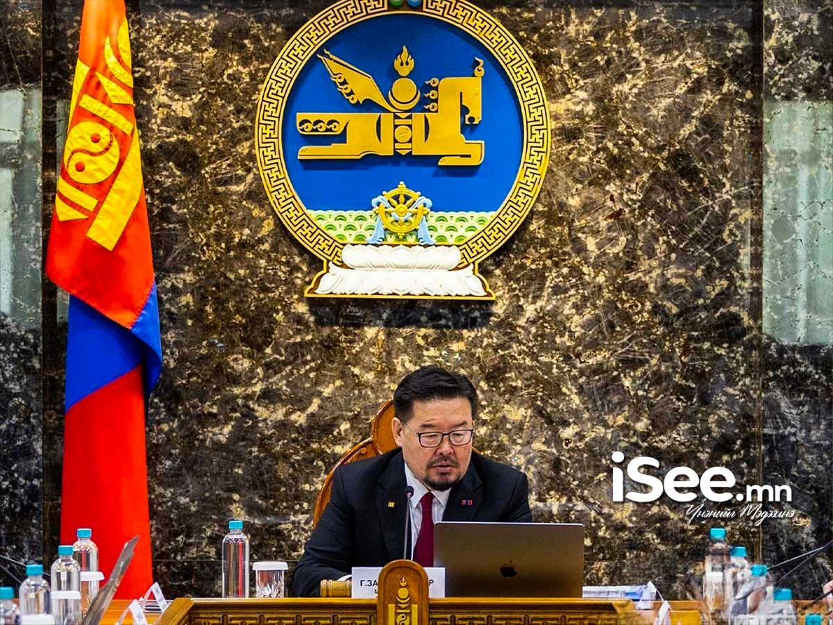 Засгийн газар өнөөдөр хуралдаж, Сурагчдын амралтыг наашлуулах эсэх болон Тэргүүн шадар сайдын ...