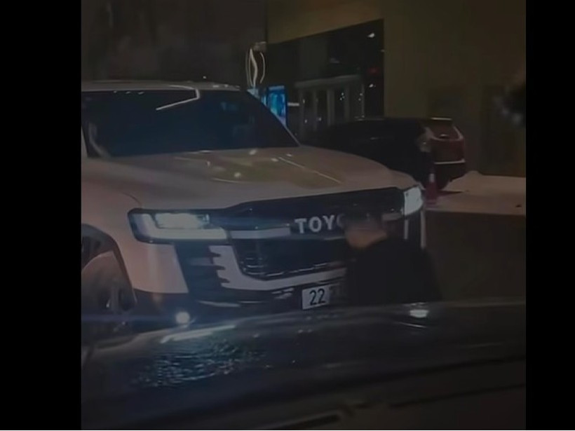 Улсын дугаар шилжүүлж зүүсэн жолоочийг 500 мянган төгрөгөөр торгожээ | iSee.mn