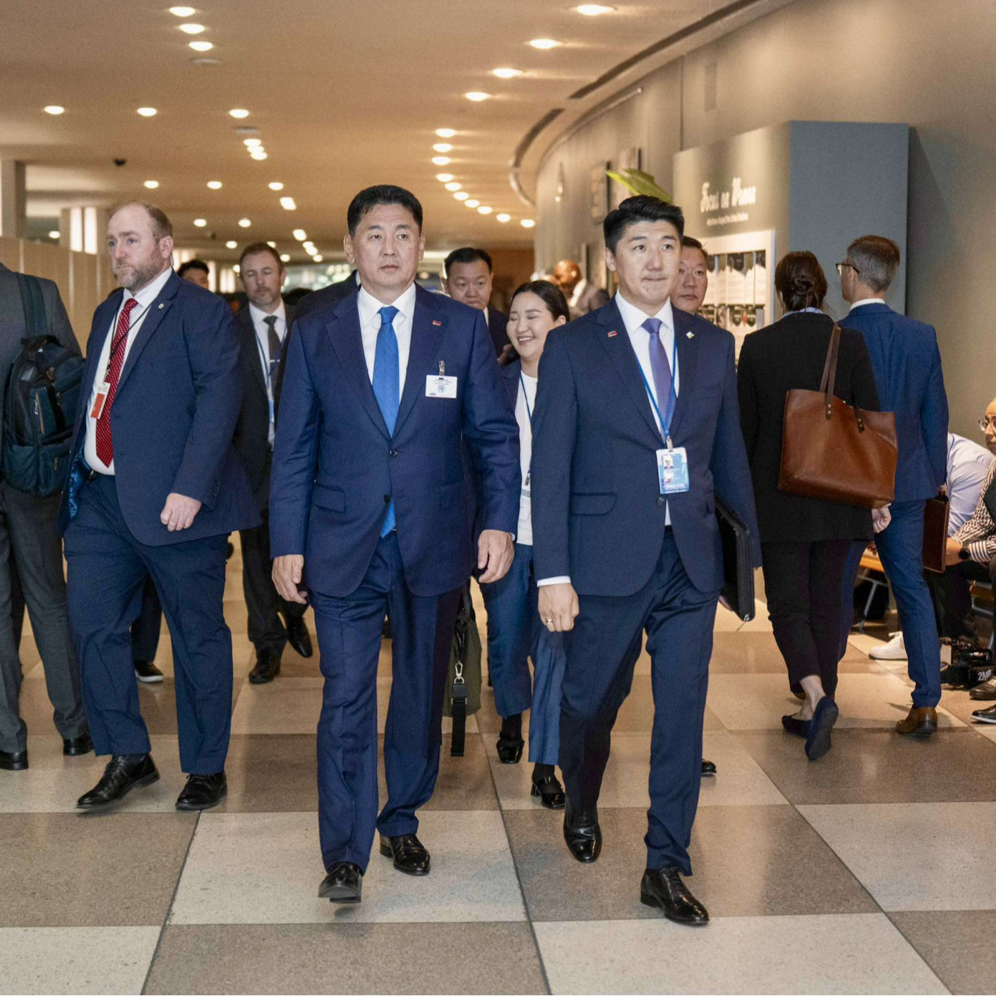 Улс төр | iSee.mn