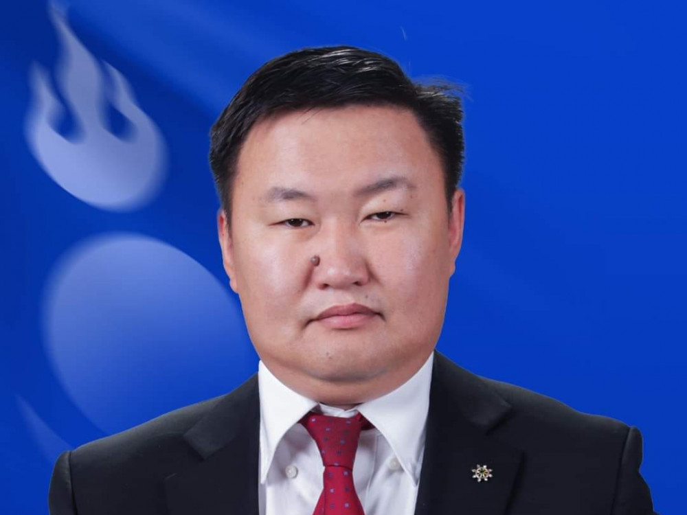 Хэнтий аймгийн Засаг даргаар АН ын бүлгийн Д Аюурбунь сонгогдлоо Isee Mn