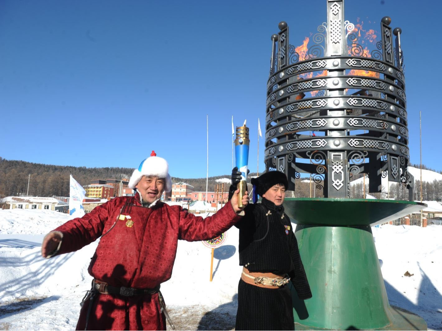 Монголын үндэсний спортын өвлийн наадам нээлтээ хийлээ | iSee.mn