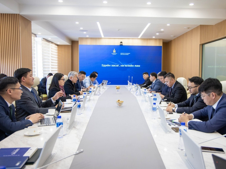 Аж үйлдвэр, эрдэс баялгийн салбарын бодлого, 2026 оны үйл ажиллагааны хэрэгжилтийн талаар ...